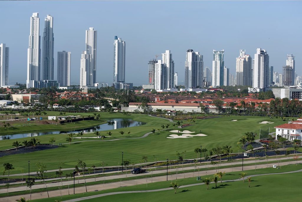 Santa Maria Golf & Country Club - The Panama Link