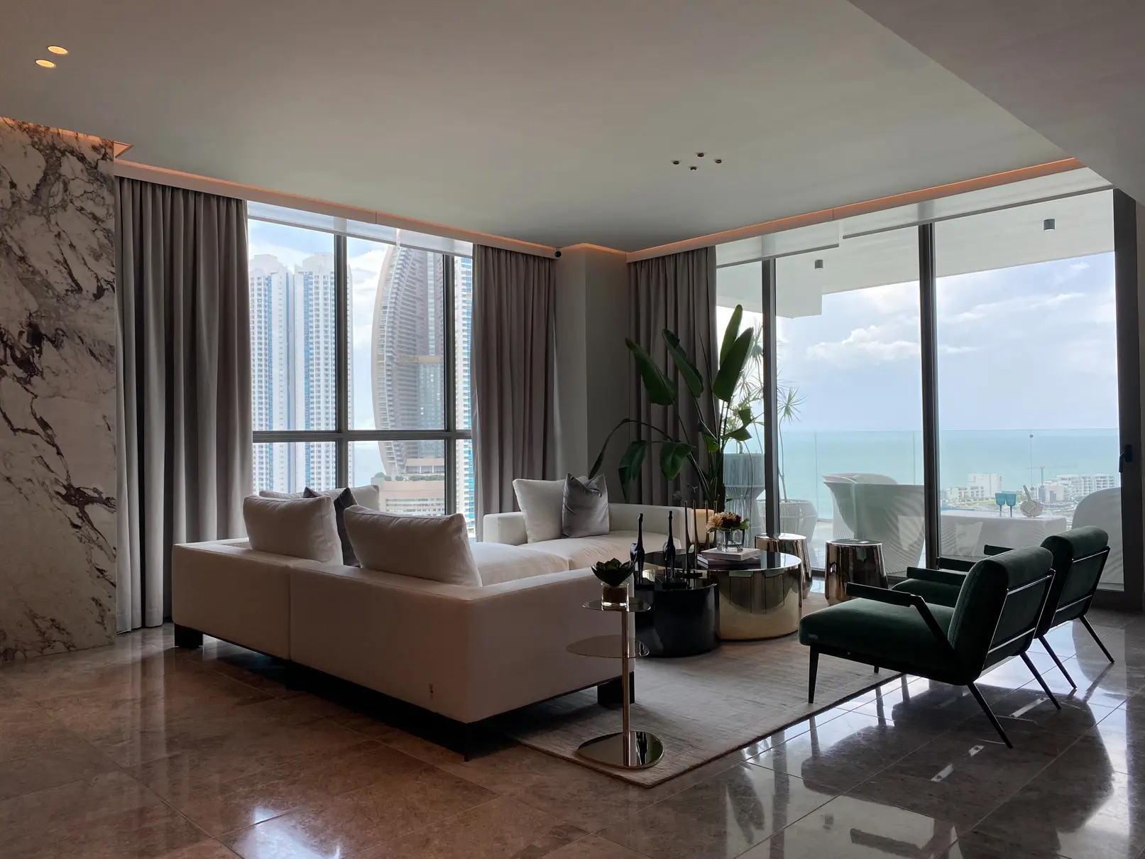 Sea Point - The Panama Link