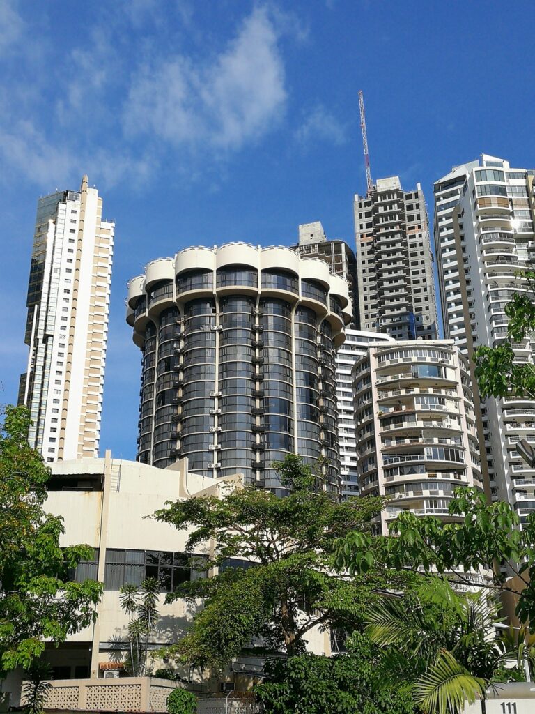 Punta Paitilla - The Panama Link